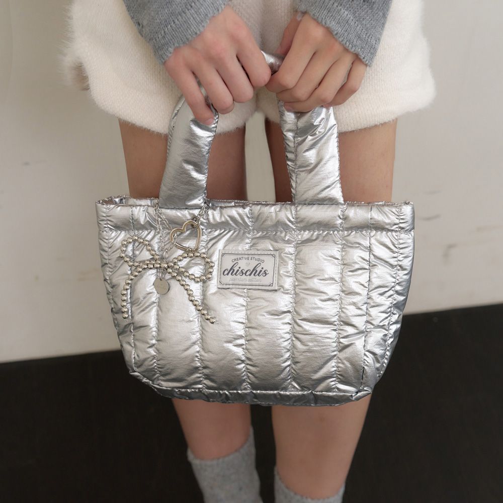 CHISCHIS PADDING BAG - SILVER - 감도 깊은 취향 셀렉트샵 29CM