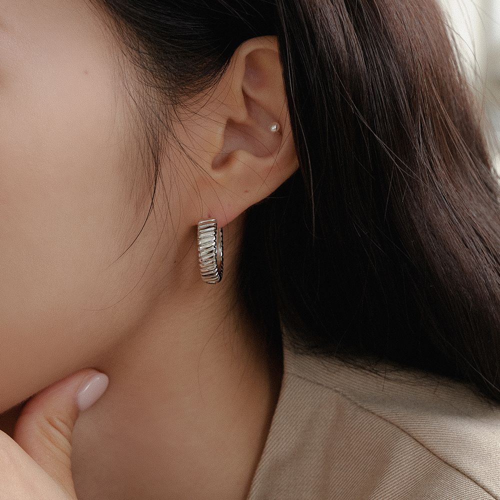 THICK TWIST RING - 감도 깊은 취향 셀렉트샵 29CM