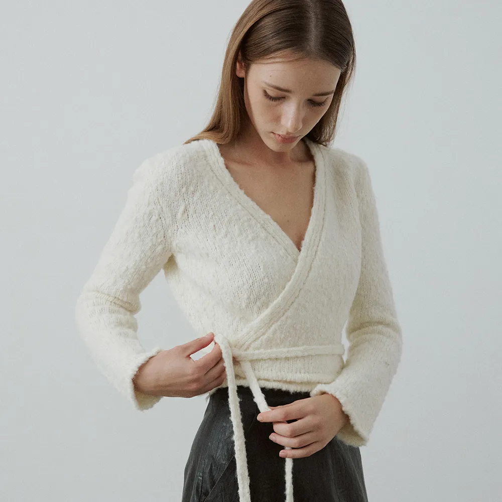 [3rd] 부클 랩 니트 가디건_ivory - 감도 깊은 취향 셀렉트샵 29CM