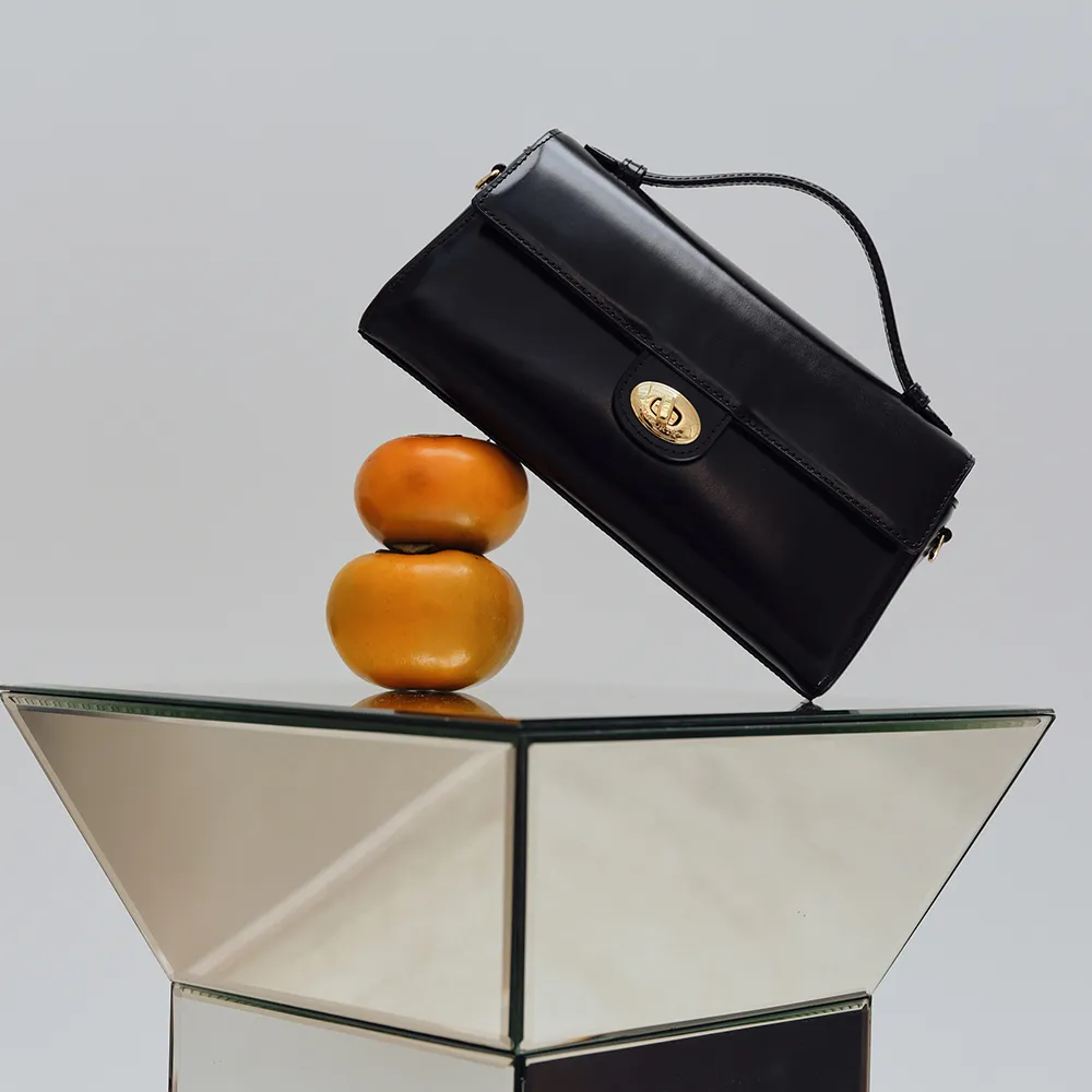 Carrie Bag (Midnight Black) - 감도 깊은 취향 셀렉트샵 29CM