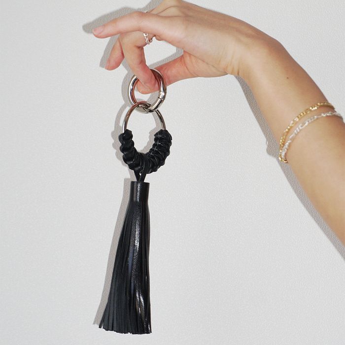 TASSEL LEATHER KEYRING - 감도 깊은 취향 셀렉트샵 29CM
