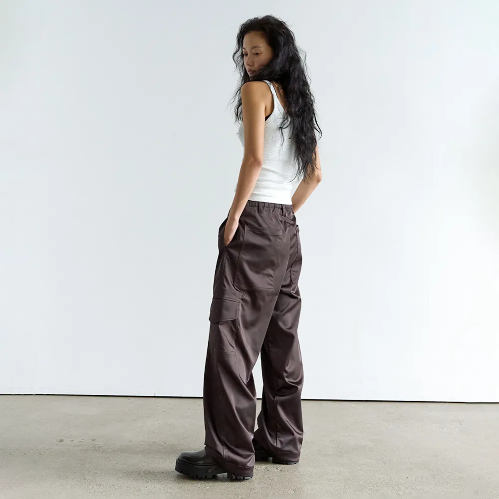 Satin flap pocket banded pants (Dark brown) 조거 & 와이드 투웨이 힙 스타일 글로시 나일론 ...
