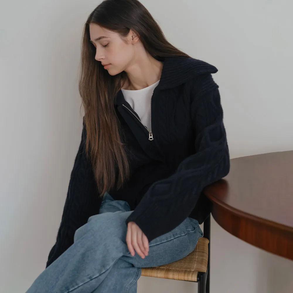 Caroline Zip-Up_Deep Navy - 감도 깊은 취향 셀렉트샵 29CM