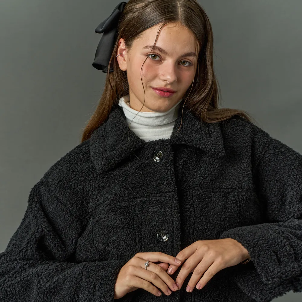 [CP] 미디 오버핏 비건양털 겨울 무스탕 [블랙] 퍼 ver. - 감도 깊은 취향 셀렉트샵 29CM