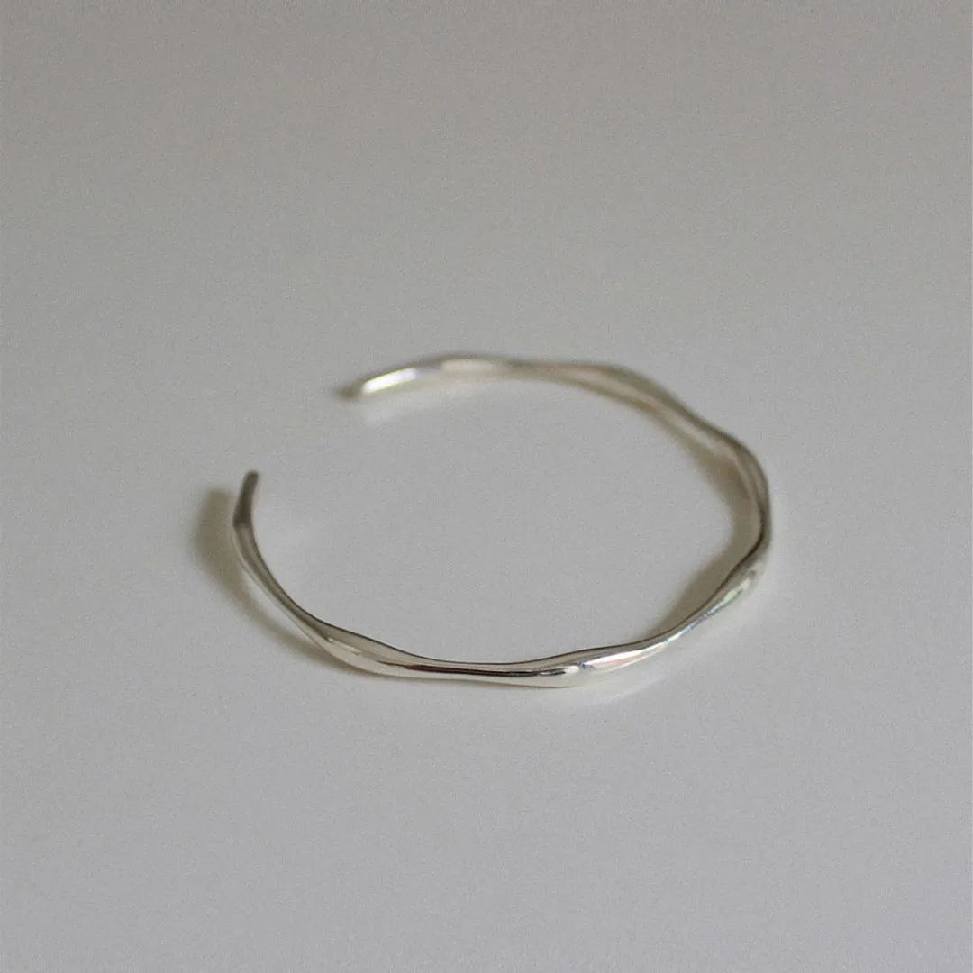 silver925 wave bangle bracelet (2color) - 감도 깊은 취향 셀렉트샵 29CM