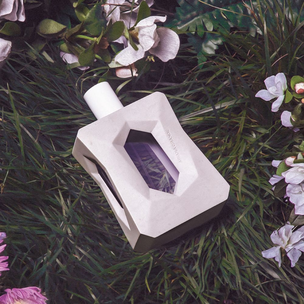 갓 이즈 어 우먼 EDP 30ML - 감도 깊은 취향 셀렉트샵 29CM