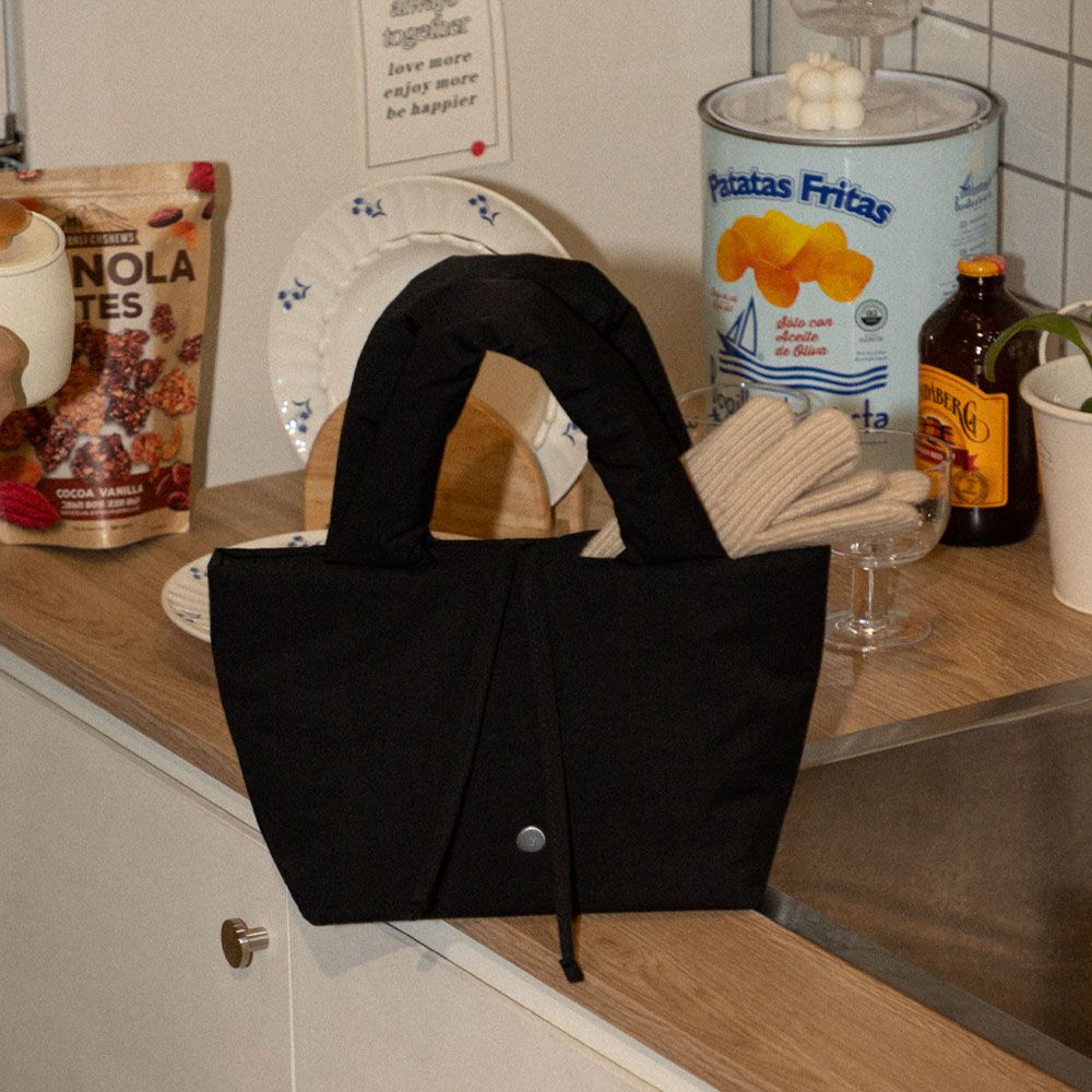 Mellow Padding Bag 블랙 - 감도 깊은 취향 셀렉트샵 29CM