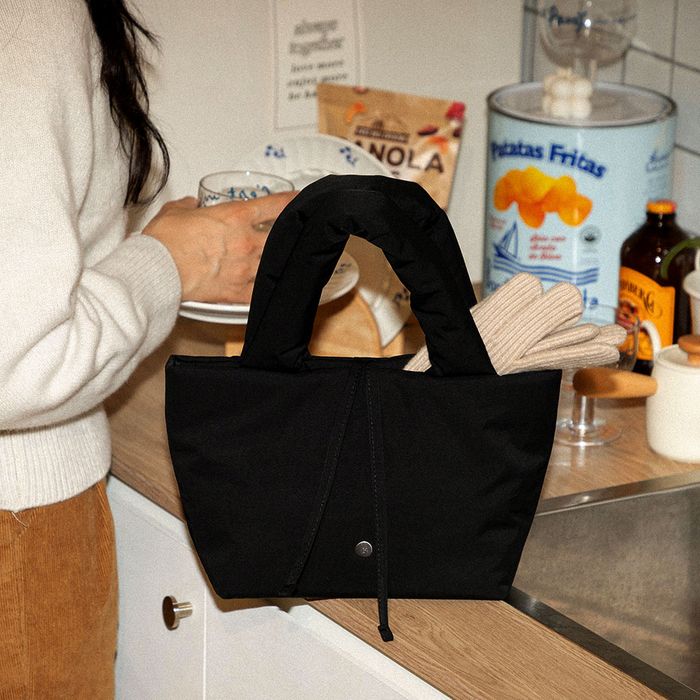 Mellow Padding Bag 블랙 - 감도 깊은 취향 셀렉트샵 29CM