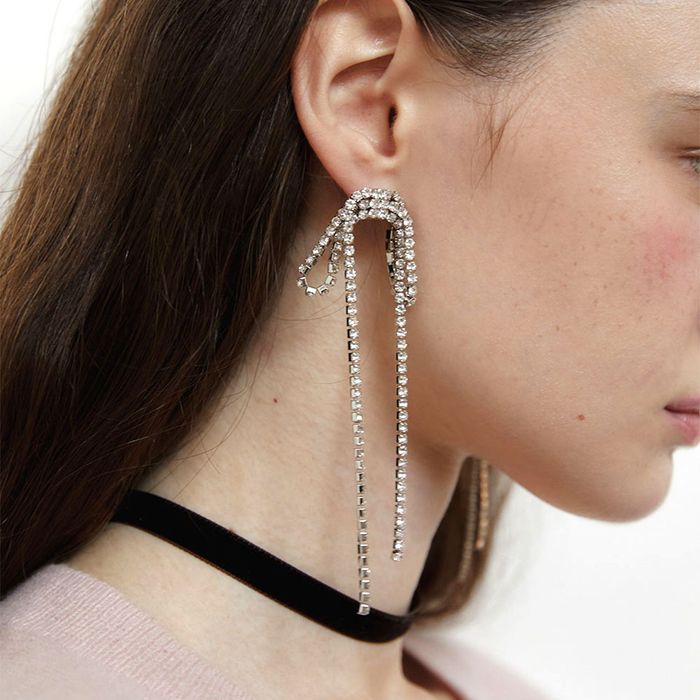 Cubic Long Ribbon Earrings (L244MER030) - 감도 깊은 취향 셀렉트샵 29CM