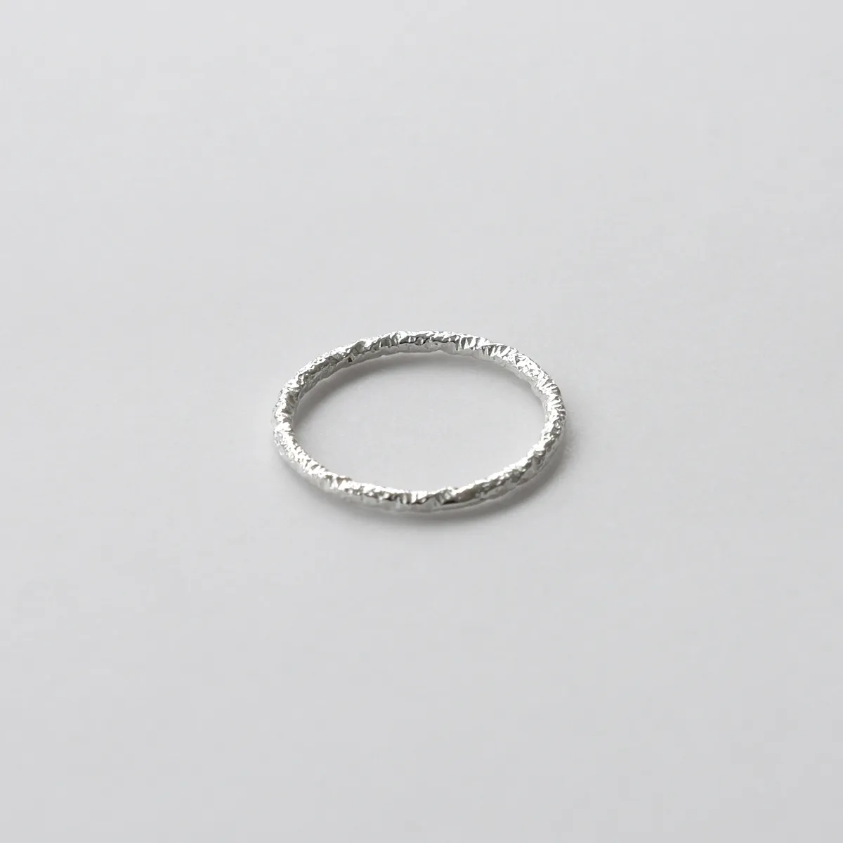 Thin Rough Ring (silver925)(2color) - 감도 깊은 취향 셀렉트샵 29CM
