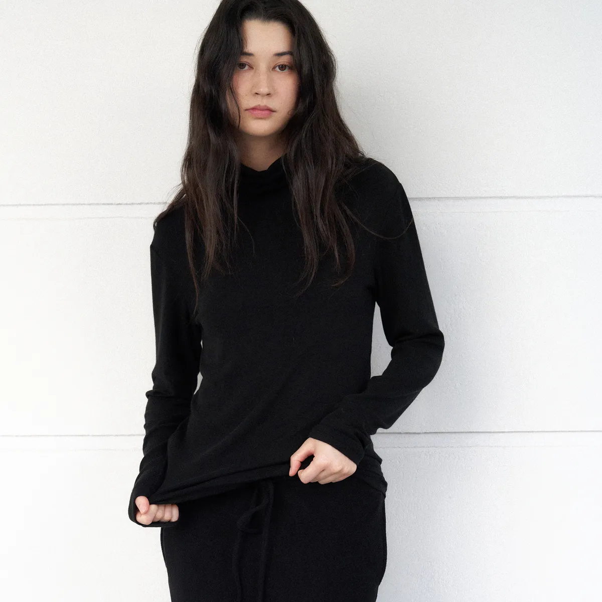 Classic Wool Tencel Turtleneck Top (Black) - 감도 깊은 취향 셀렉트샵 29CM