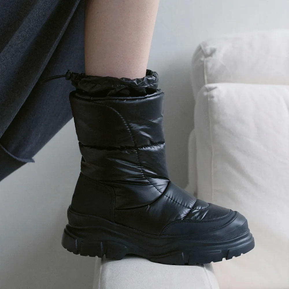 [단독] Stitch Puffer Boots / Glossy Black - 감도 깊은 취향 셀렉트샵 29CM