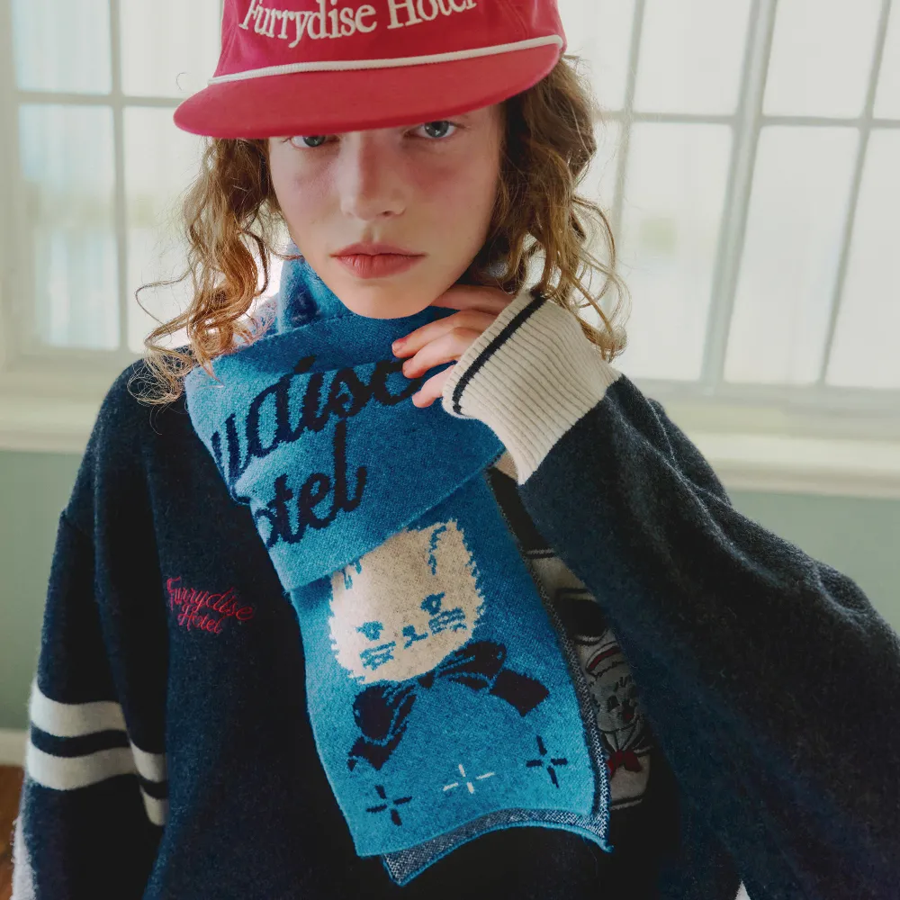 [RRxNAON] FURRY CAT MUFFLER BLUE - 감도 깊은 취향 셀렉트샵 29CM