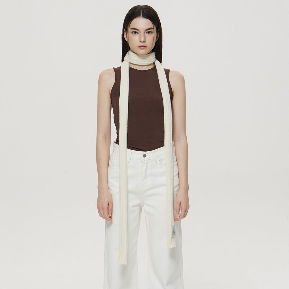 RIBBED SLIM LONG MUFFLER_IVORY - 감도 깊은 취향 셀렉트샵 29CM