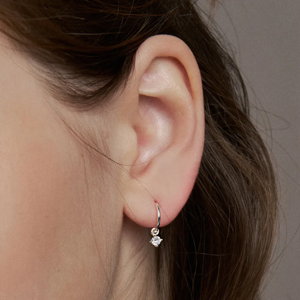 [원어스 환웅 착용][sv925] jingle one-touch earring - 감도 깊은 취향 셀렉트샵 29CM