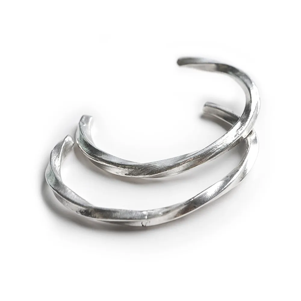 Twist Bangle - Simple - 감도 깊은 취향 셀렉트샵 29CM