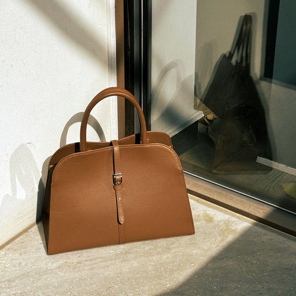 BLANC MEDIUM CAMEL - 감도 깊은 취향 셀렉트샵 29CM