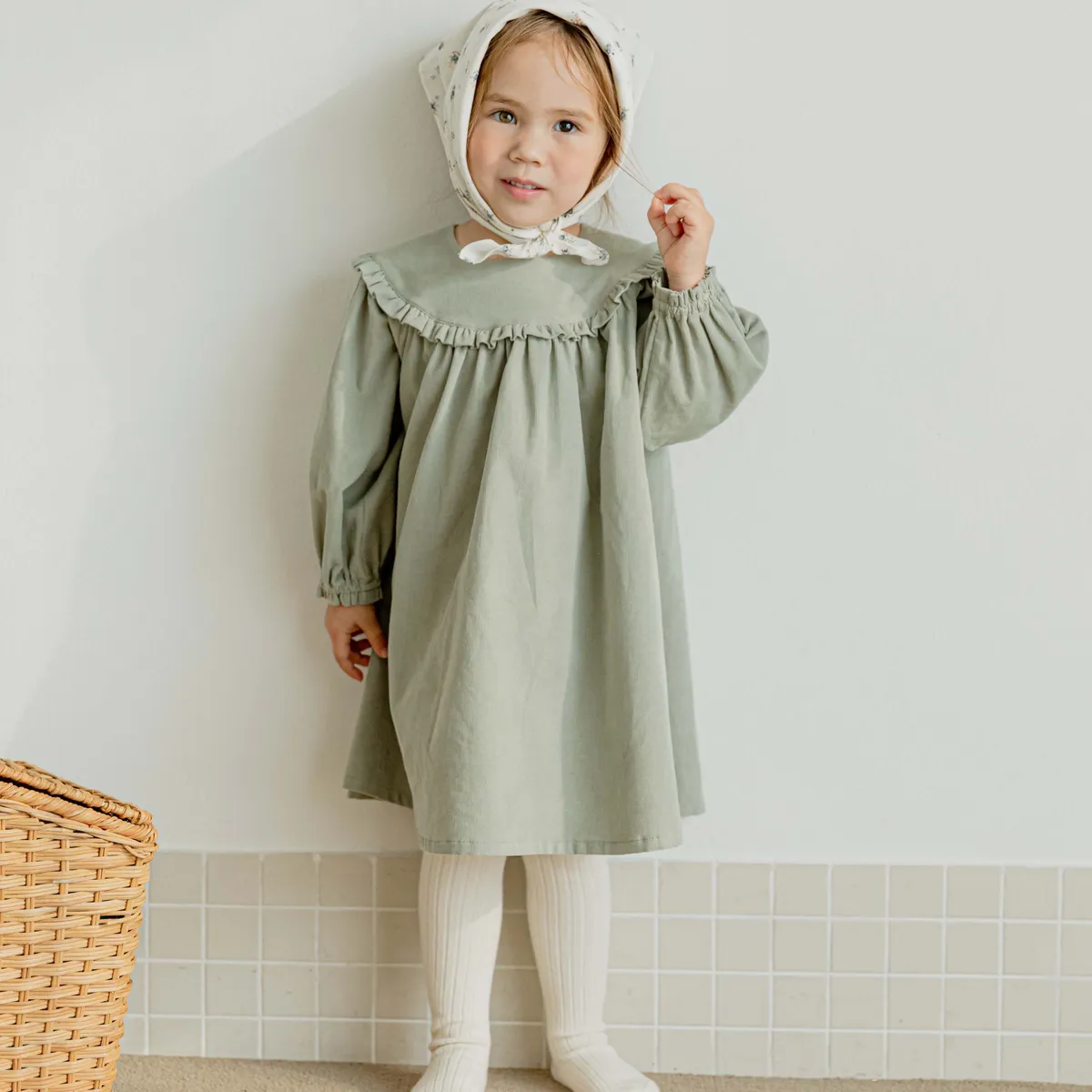 Lilly dress_creamy khaki - 감도 깊은 취향 셀렉트샵 29CM