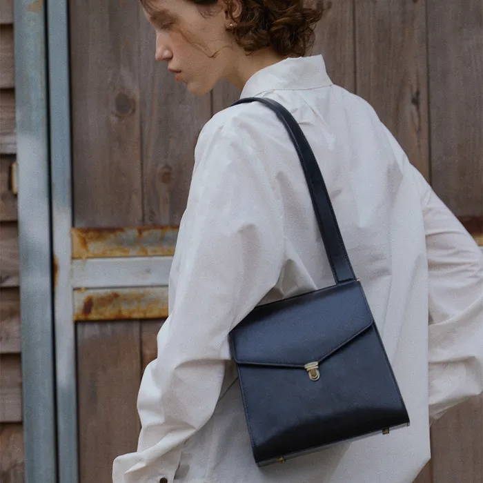 CLE BAG - PLAIN [2COLOR] - 감도 깊은 취향 셀렉트샵 29CM