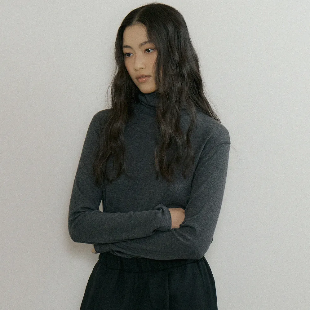 angora turtleneck top-charcoal - 감도 깊은 취향 셀렉트샵 29CM
