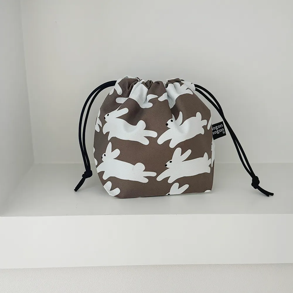 run bunny string pouch w - 감도 깊은 취향 셀렉트샵 29CM