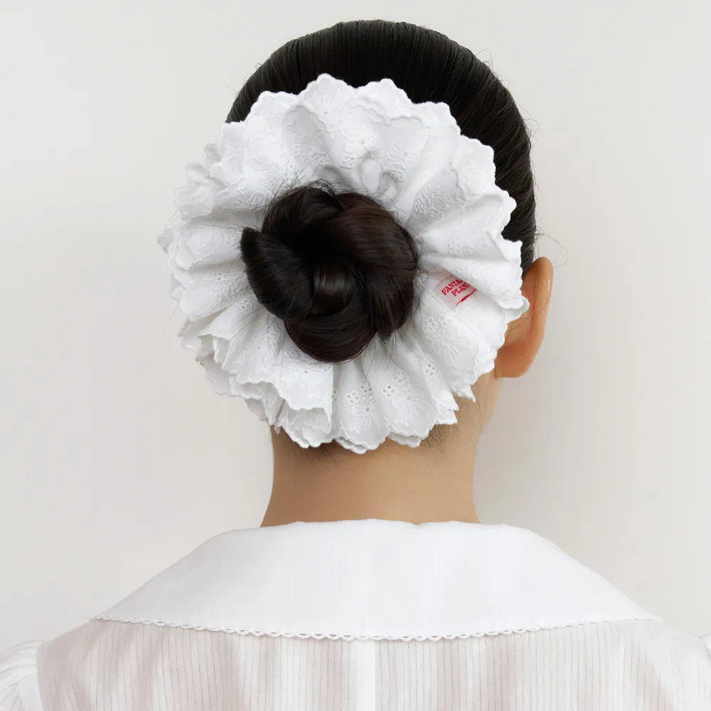 double lace scrunchie (WHITE) - 감도 깊은 취향 셀렉트샵 29CM