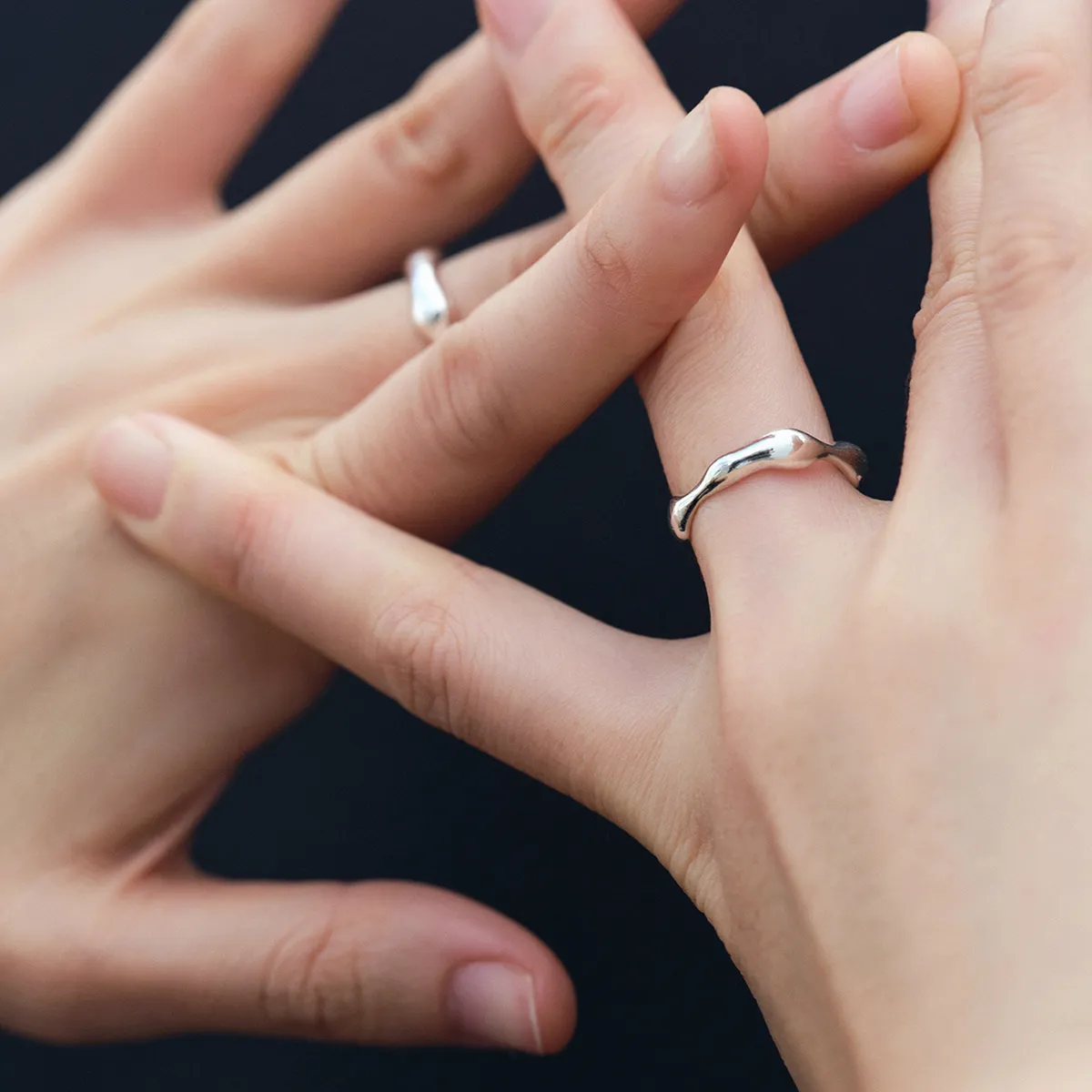 Rough Wave Ring (silver925) - 감도 깊은 취향 셀렉트샵 29CM