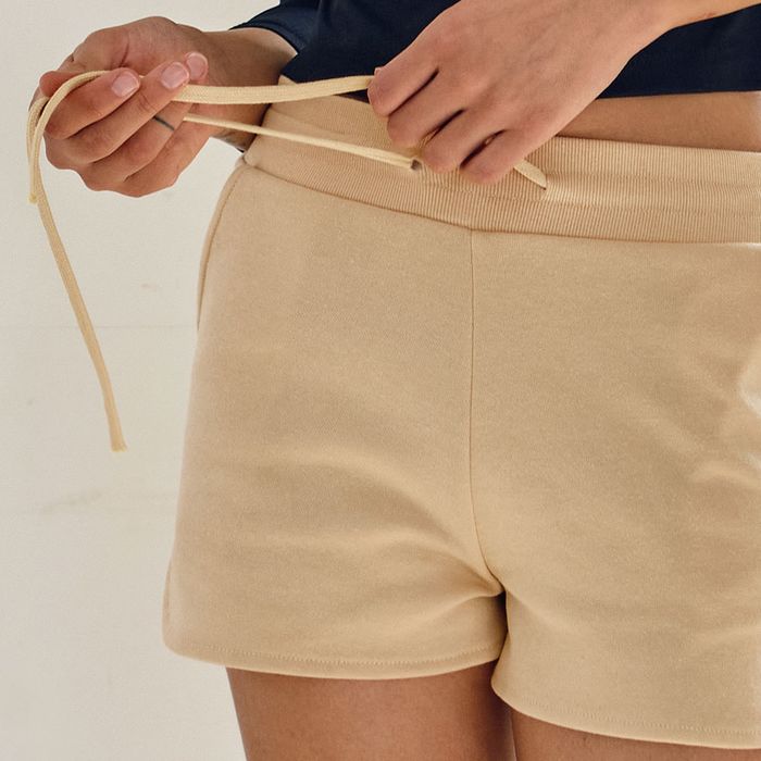 여성 요가복 DEVI-B0044-버터 필라테스 스트랩 돌핀 숏팬츠 - 감도 깊은 취향 셀렉트샵 29CM