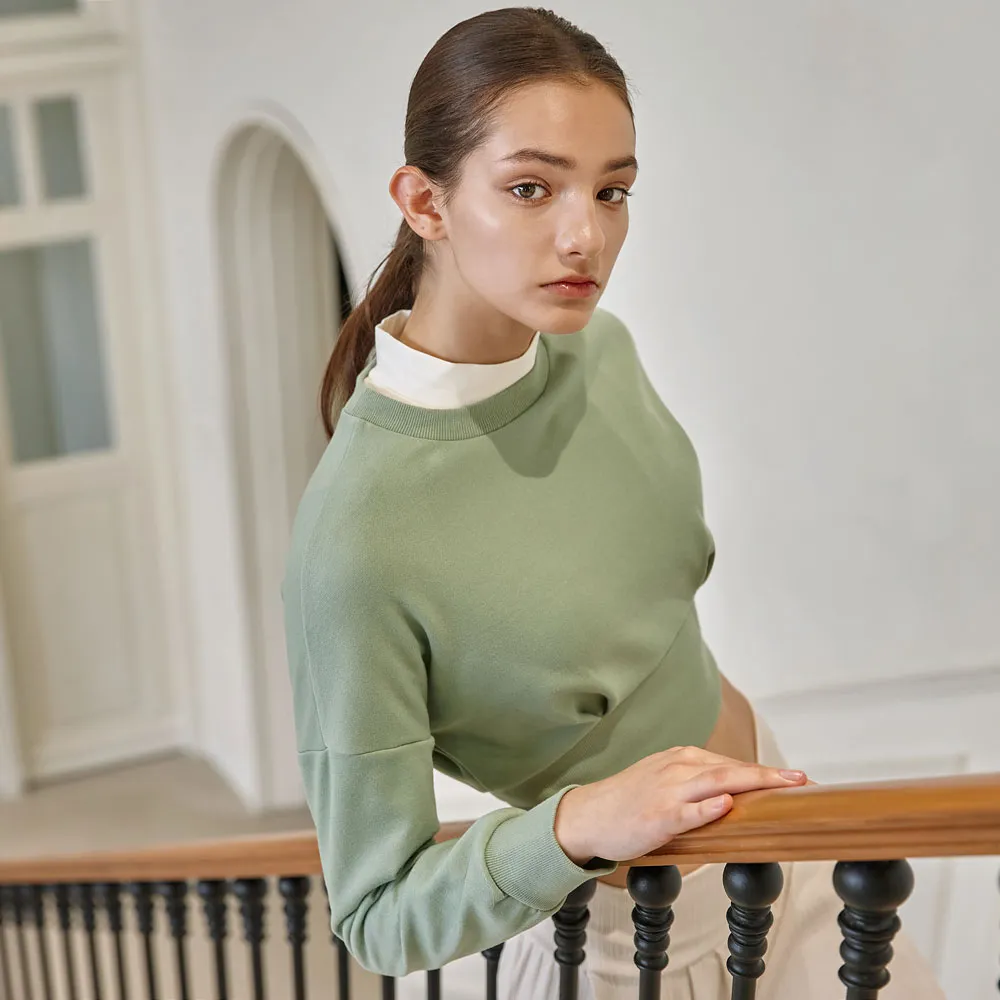 여성 요가복 DEVI-T0120-모스그린 필라테스 핀턱 크롭 맨투맨 - 감도 깊은 취향 셀렉트샵 29CM