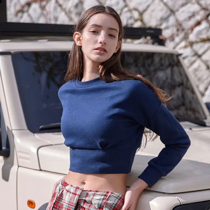 여성 요가복 DEVI-T0120-네이비 필라테스 핀턱 크롭 맨투맨 - 감도 깊은 취향 셀렉트샵 29CM