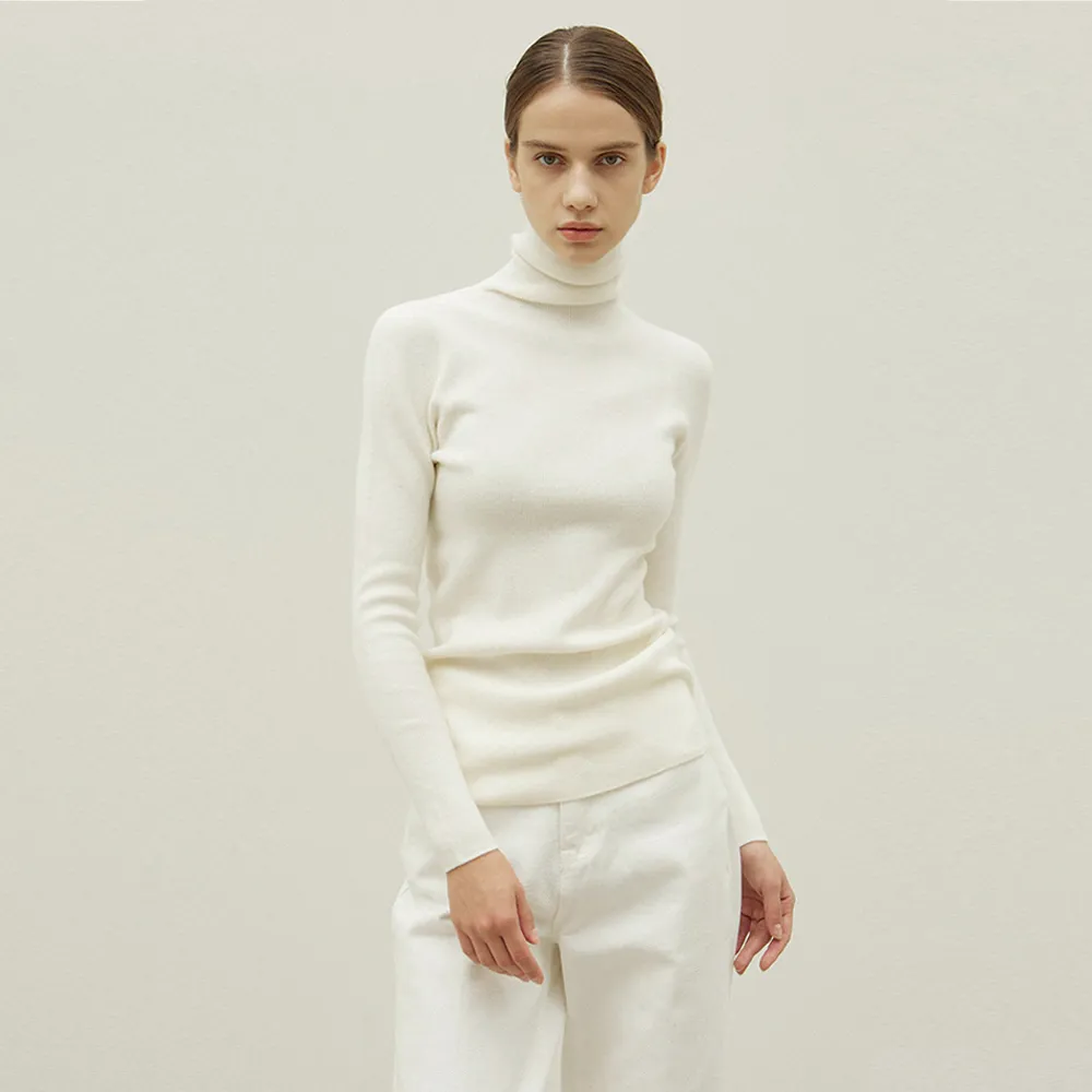 ESSENTIAL TURTLENECK WOOL KNIT TOP_IVORY - 감도 깊은 취향 셀렉트샵 29CM
