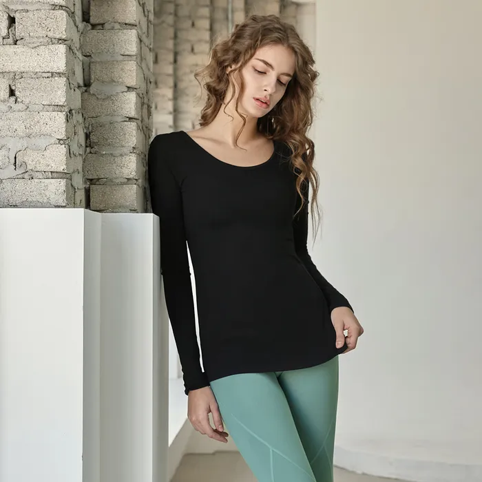 여성 요가복 DEVI-T0125-블랙 필라테스 레이어드 골지 슬릿 세트 - 감도 깊은 취향 셀렉트샵 29CM