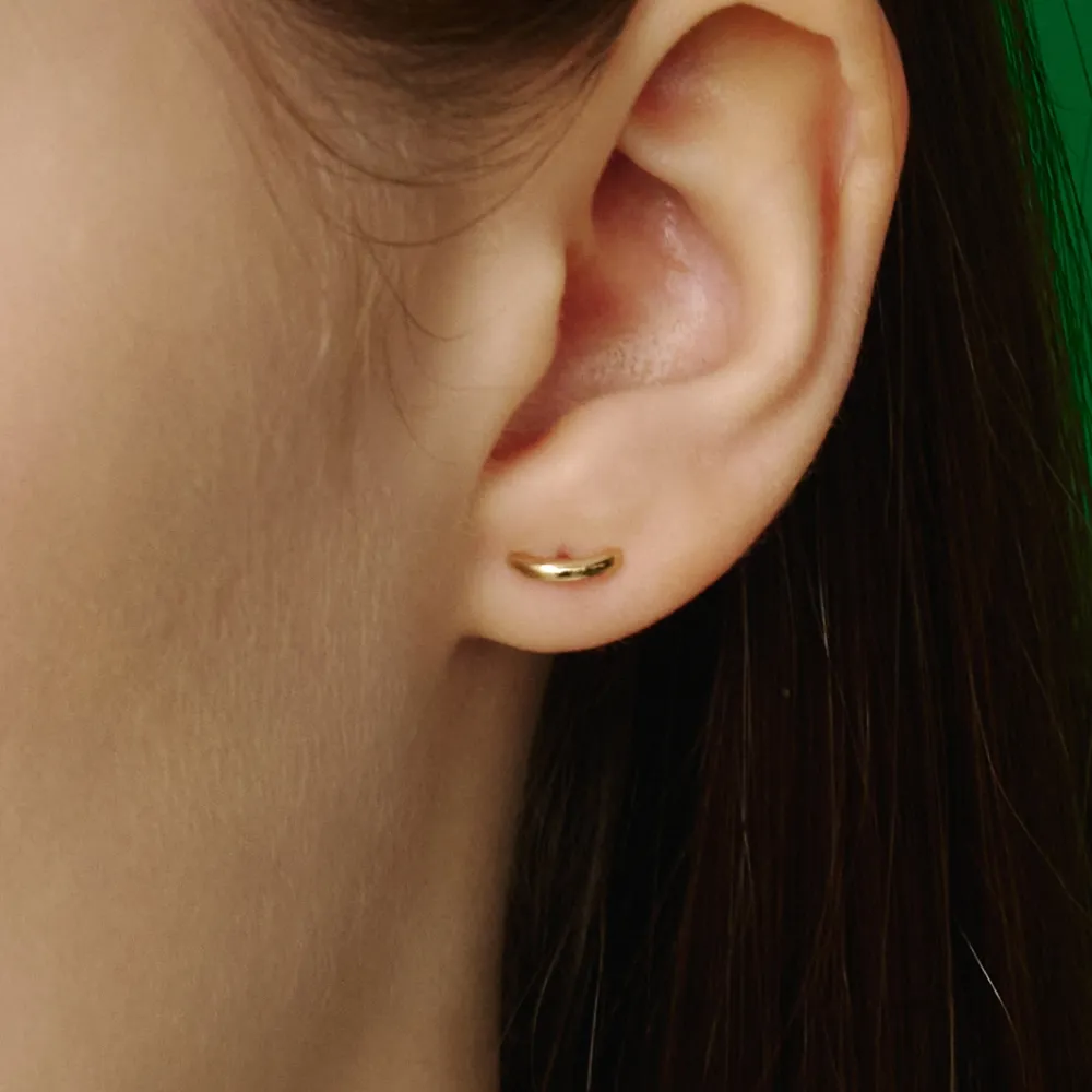 14k Plain curve piercing (single) - 감도 깊은 취향 셀렉트샵 29CM