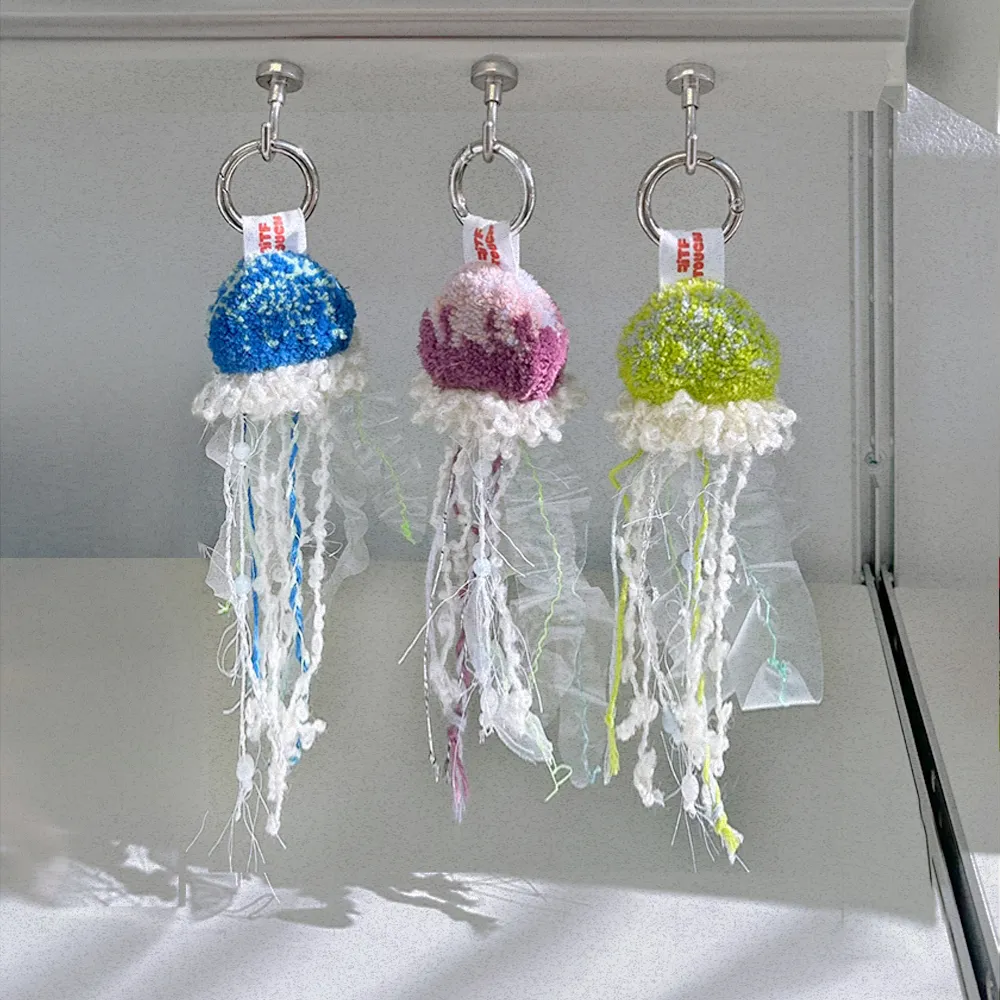 Vinyl jellyfish Tufting Keyring (3 color) - 감도 깊은 취향 셀렉트샵 29CM