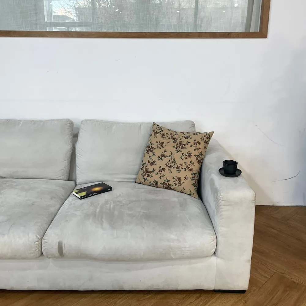 빈티지 플라워 쿠션 커버 45x45 Vintage flower cushion cover - 감도 깊은 취향 셀렉트샵 29CM