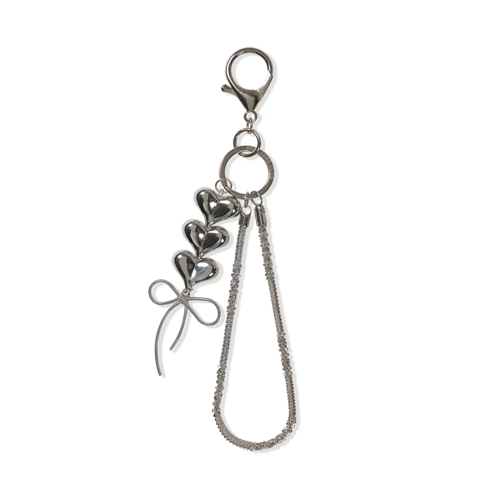 LOVE RIBBON KEY RING 러브 리본 스트랩 키링 열쇠고리 - 감도 깊은 취향 셀렉트샵 29CM