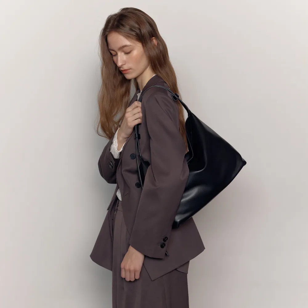 [선발매] 25SS WRITTEN BAG_BLACK - 감도 깊은 취향 셀렉트샵 29CM