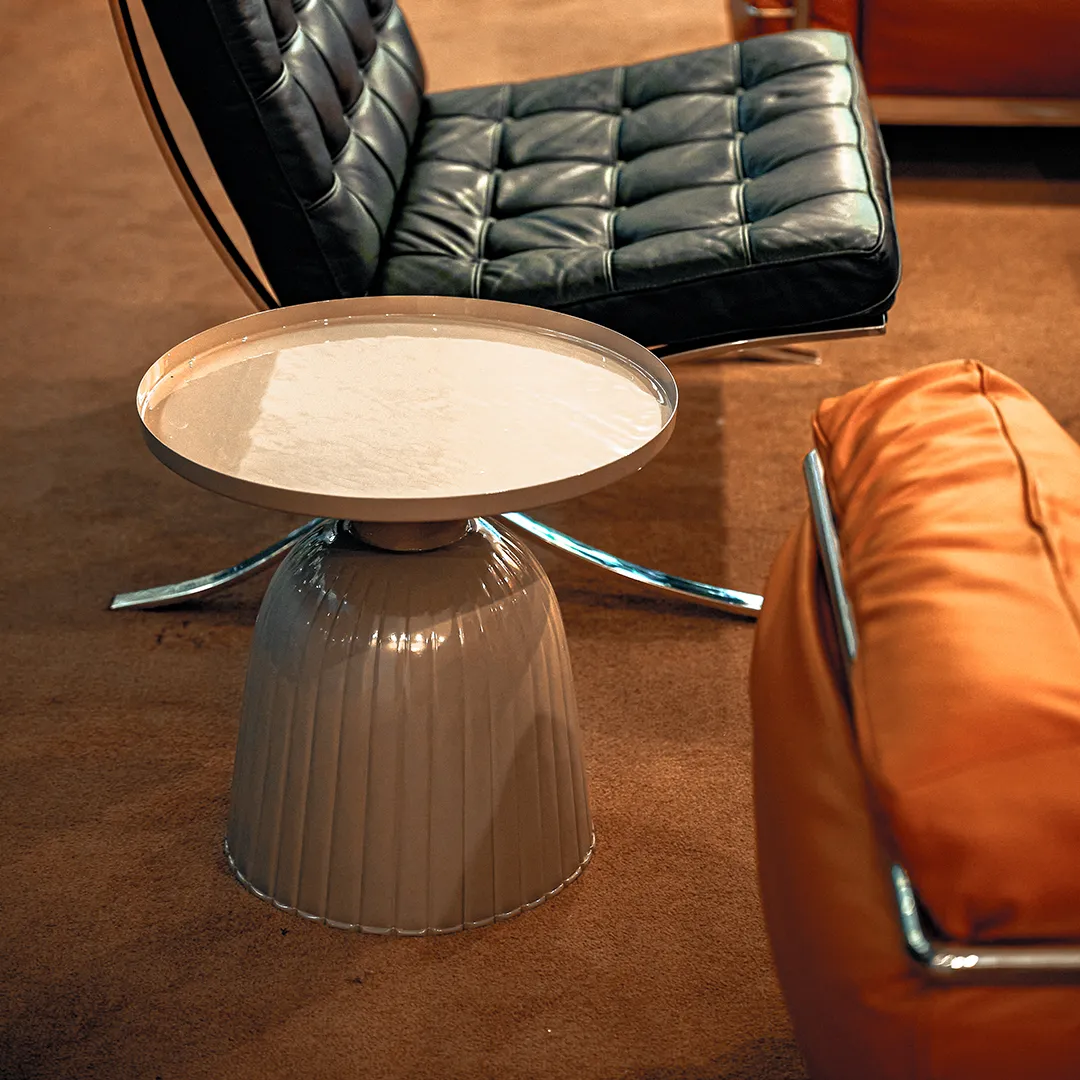 Soft Seashell Greige Side Table - 감도 깊은 취향 셀렉트샵 29CM