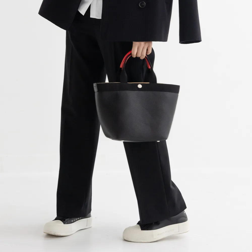 Avec Boat bag M - 감도 깊은 취향 셀렉트샵 29CM