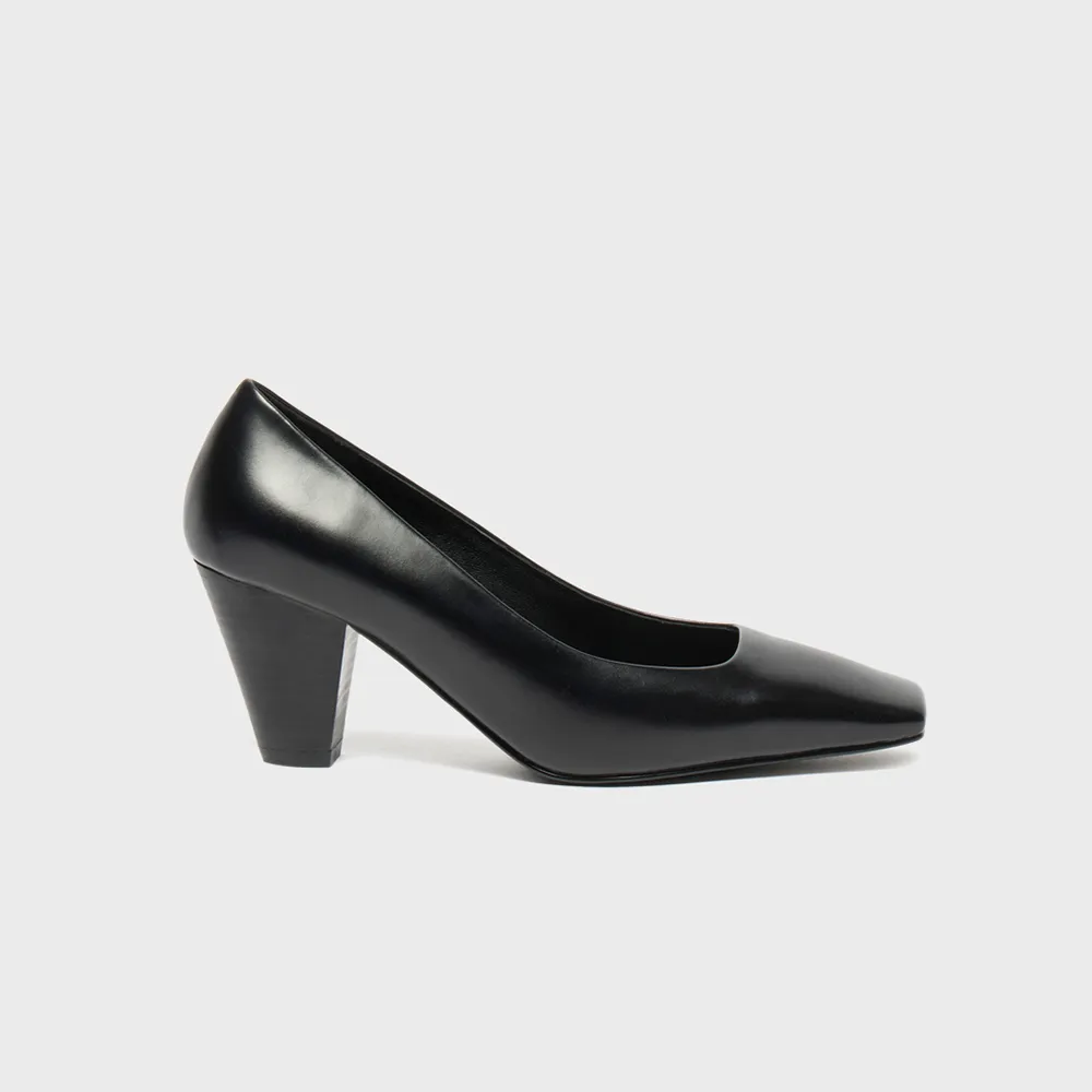 Basic square pumps(black)_DG1BS25002BLK - 감도 깊은 취향 셀렉트샵 29CM