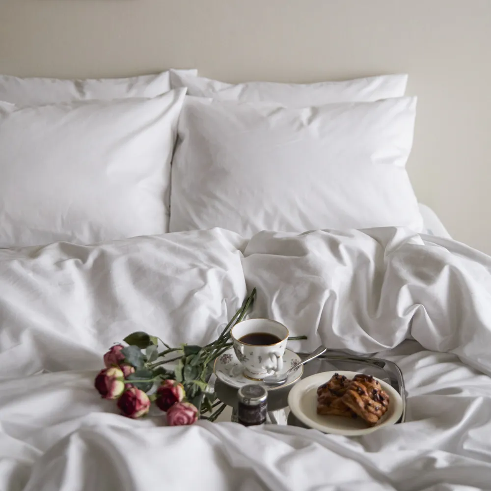 [1+1] 호텔침구 60수 사틴면 솔리드 베개커버 12컬러 (50x70) - 감도 깊은 취향 셀렉트샵 29CM