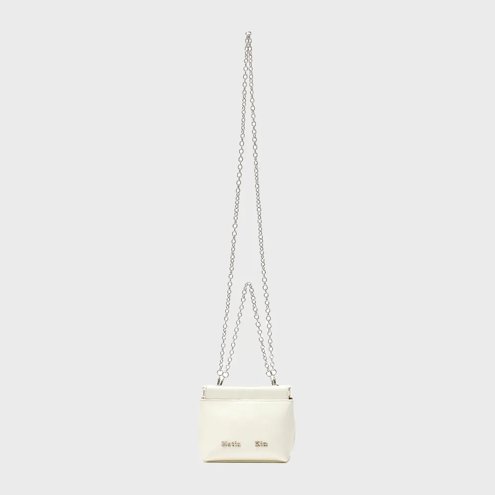 GLOSSY LEATHER MINI WALLET BAG IN IVORY - 감도 깊은 취향 셀렉트샵 29CM