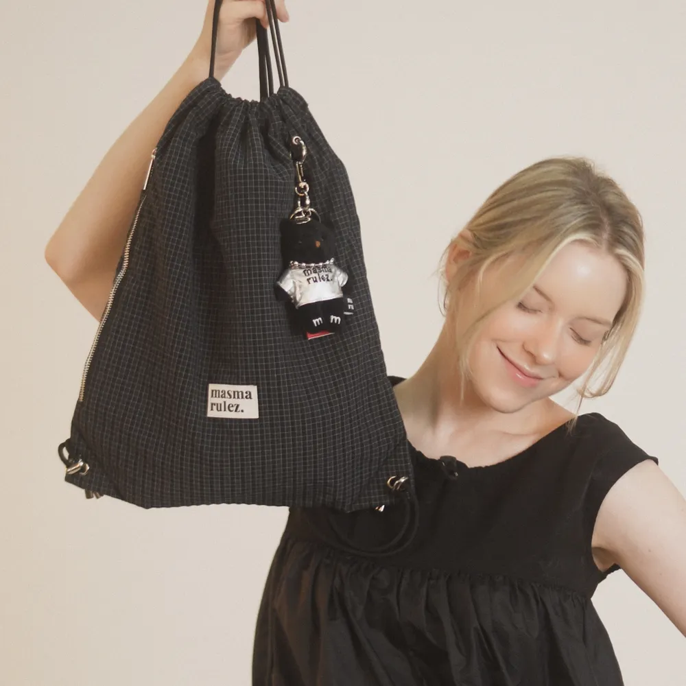 Gym sack string bag _ plaid check navy black - 감도 깊은 취향 셀렉트샵 29CM