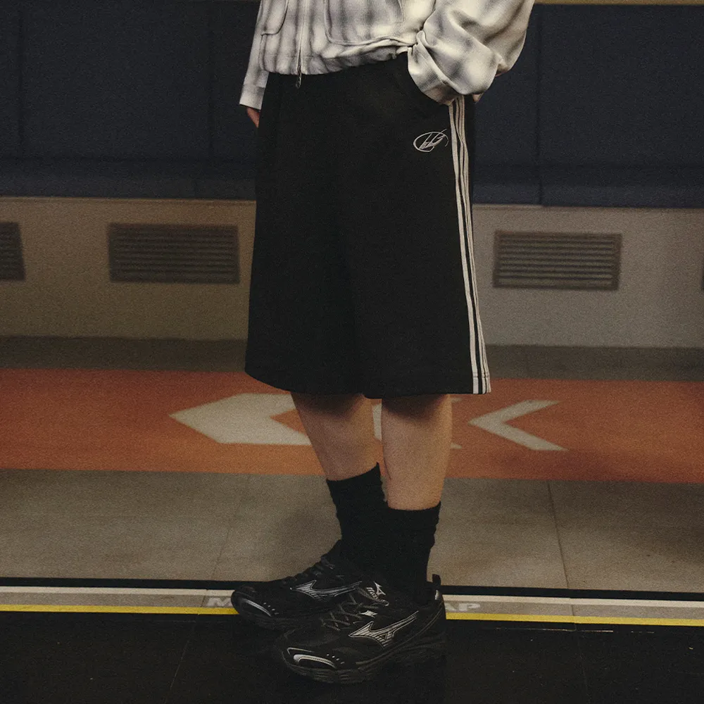 져지 트랙 버뮤다 쇼츠 블랙 - 감도 깊은 취향 셀렉트샵 29CM