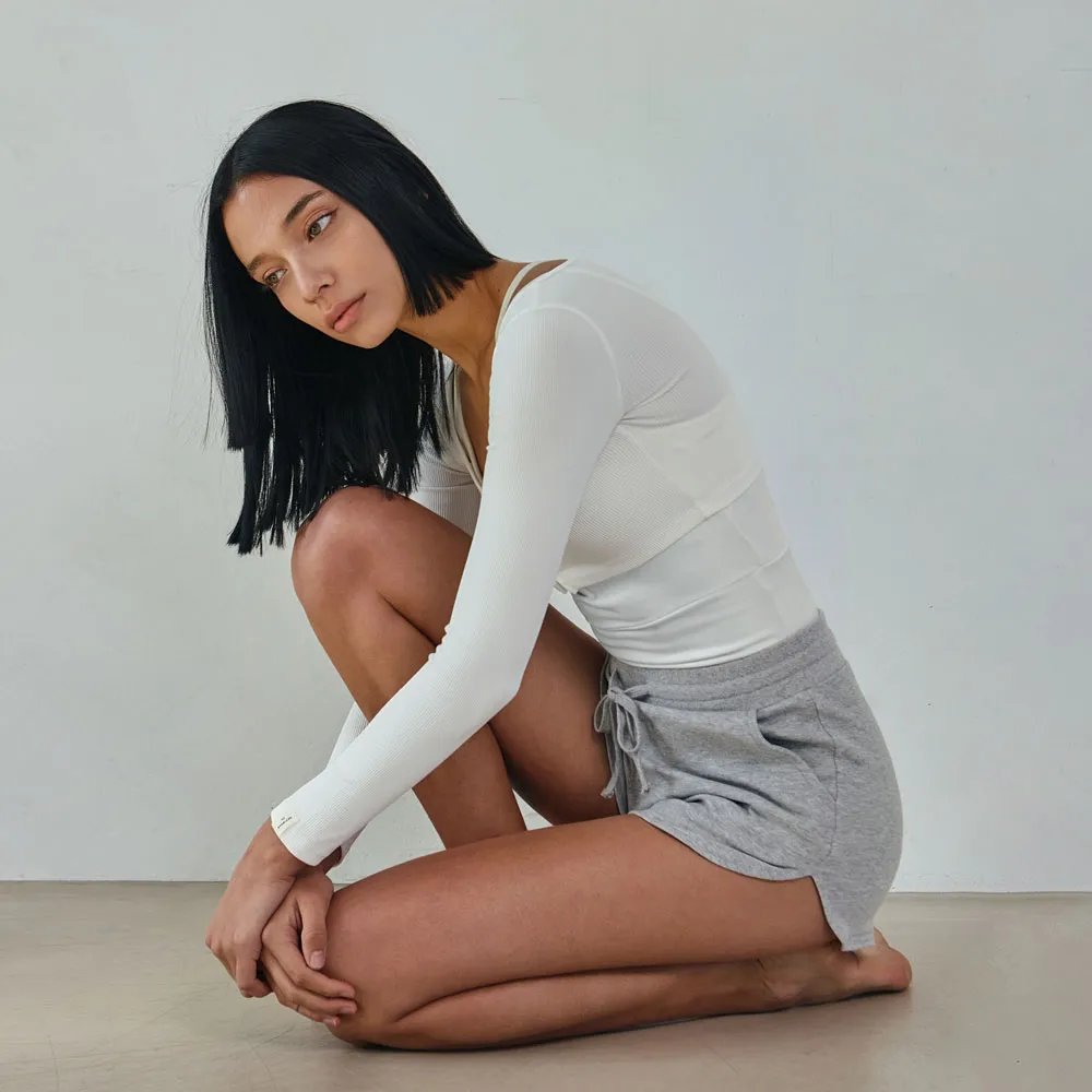 스트랩 돌핀 숏팬츠 DEVI-B0044-멜란지그레이 - 감도 깊은 취향 셀렉트샵 29CM