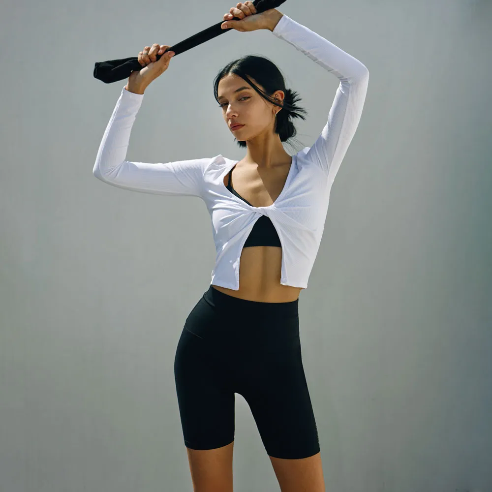 여성 요가복 DEVI-B0046-블랙 필라테스 군살제로 바이커 4부 - 감도 깊은 취향 셀렉트샵 29CM