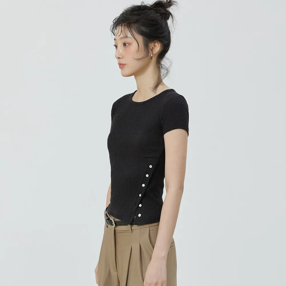 DIAGONAL BUTTON SLIM TOP BLACK - 감도 깊은 취향 셀렉트샵 29CM