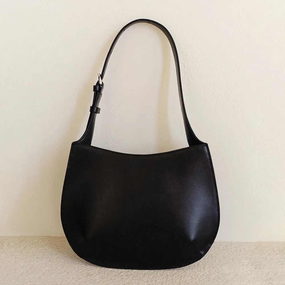 Fay Shoulder Bag Black - 감도 깊은 취향 셀렉트샵 29CM
