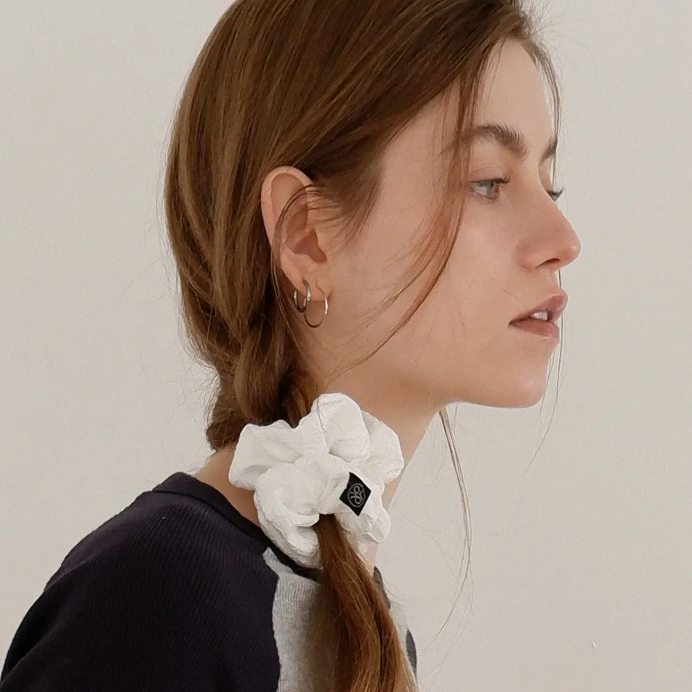 Flower Jacquard Scrunchie_Medium_White - 감도 깊은 취향 셀렉트샵 29CM