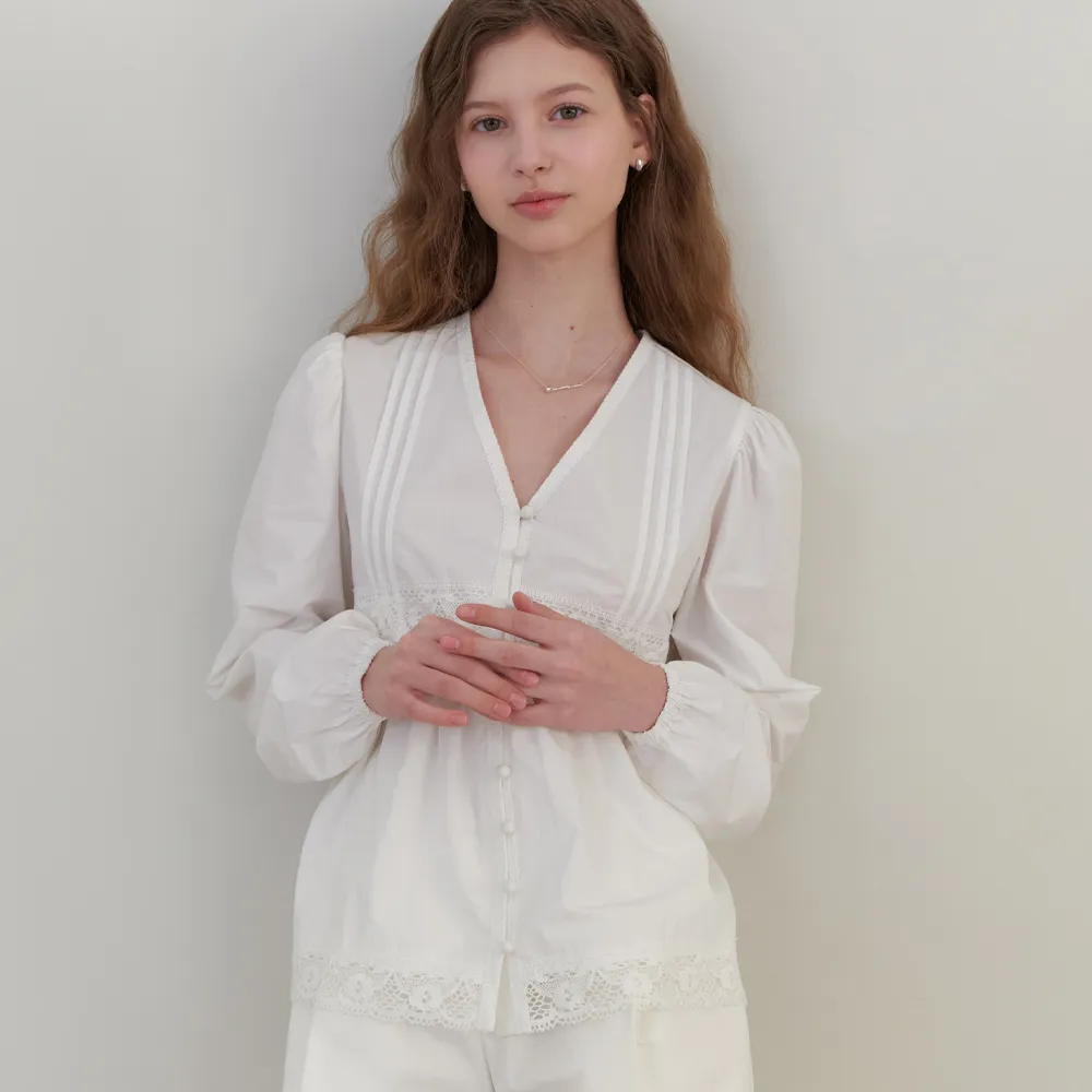 Enough lace blouse (white) - 감도 깊은 취향 셀렉트샵 29CM